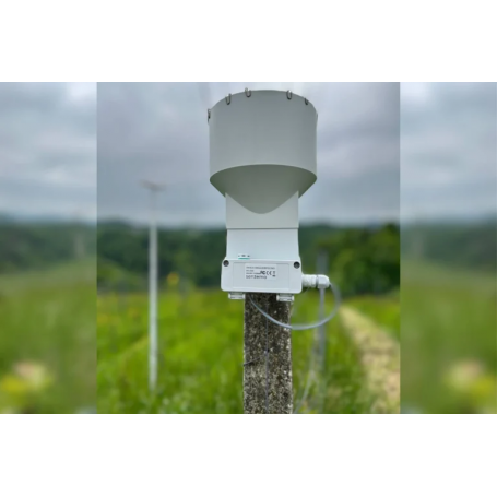 Rainfall LoRaWAN sensor : Senstick Rainmeter SRM10 | Senzemo